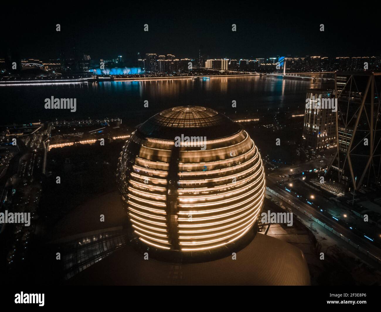 Intercontinental hangzhou hi-res stock photography and images - Alamy