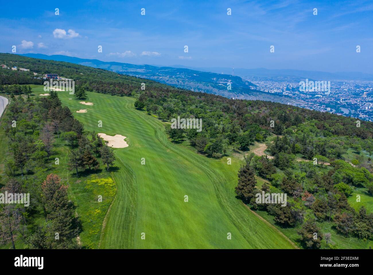 Aerial view golf club mountains hi-res stock photography and images - Alamy