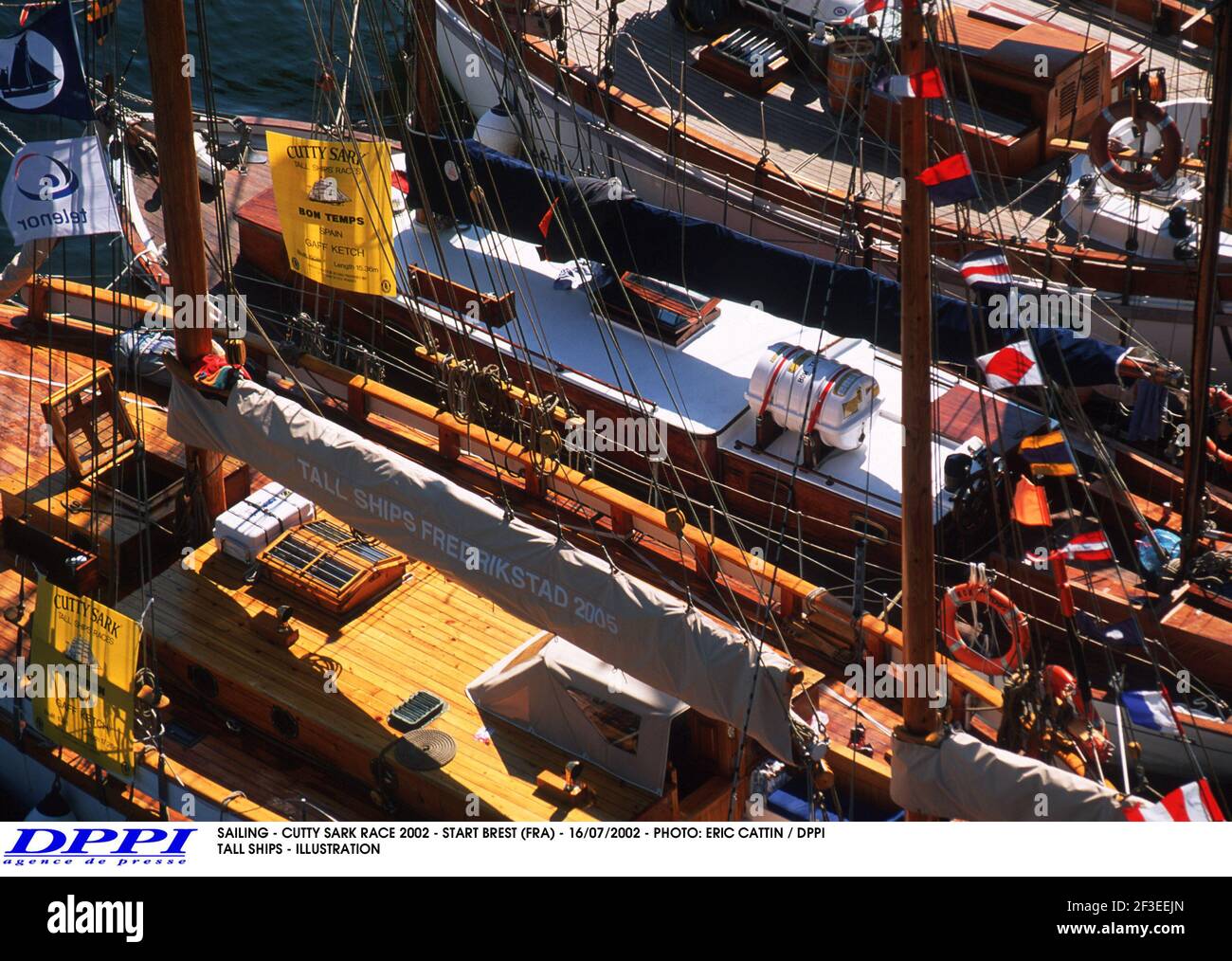 Cutty sark race 2002 hi-res stock photography and images - Alamy