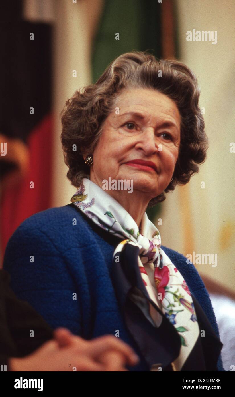 Retrospective on the life of former First Lady, Lady Bird Johnson ...