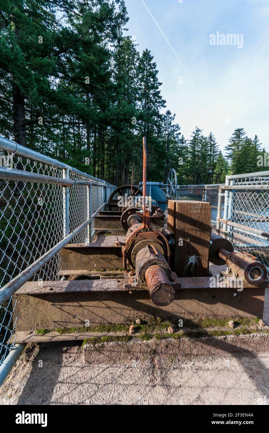 The dam at Round Lake in Lacamas Park in Vancouver, Washington Stock ...