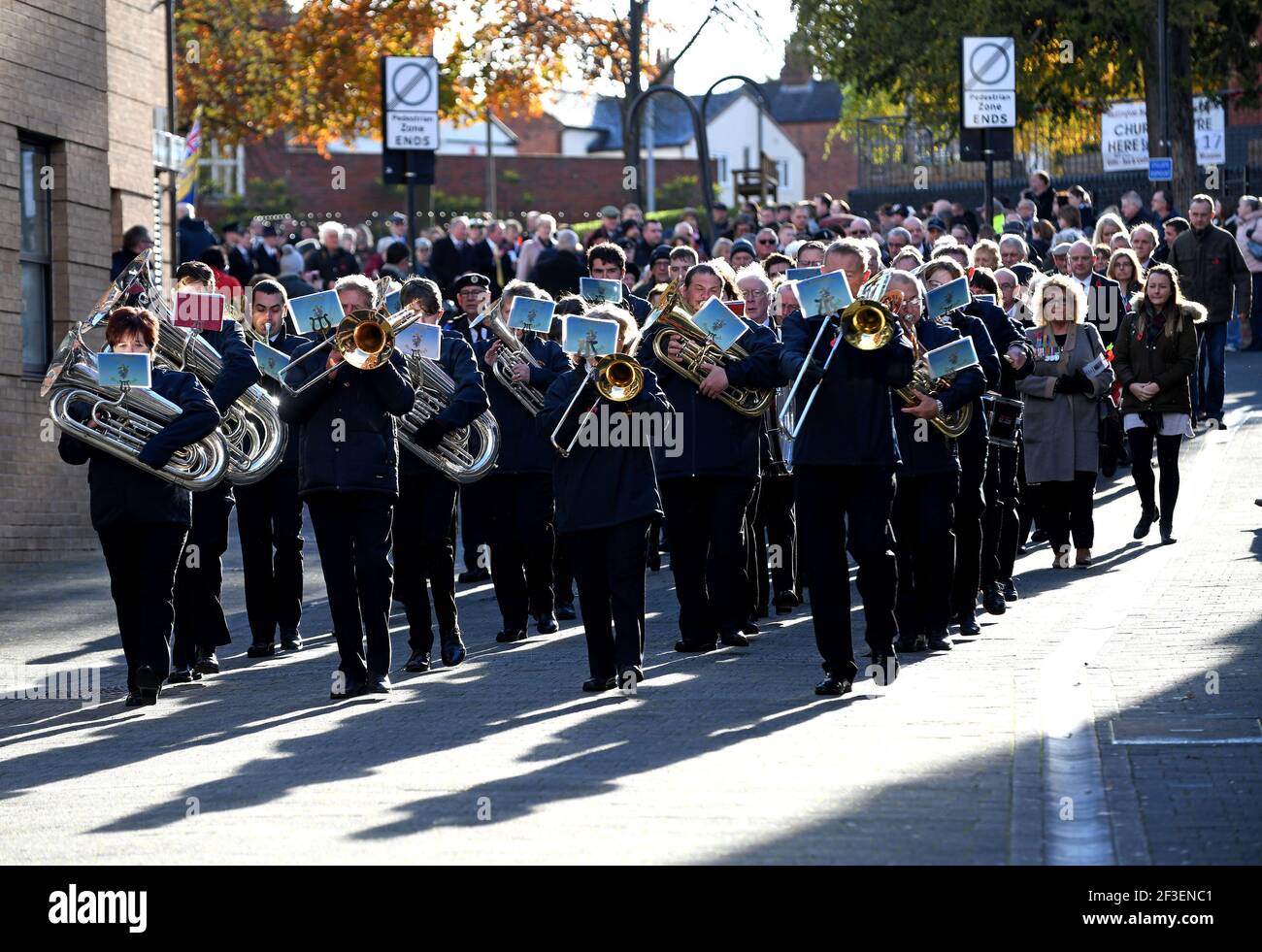 Brass band marching hi-res stock photography and images - Alamy