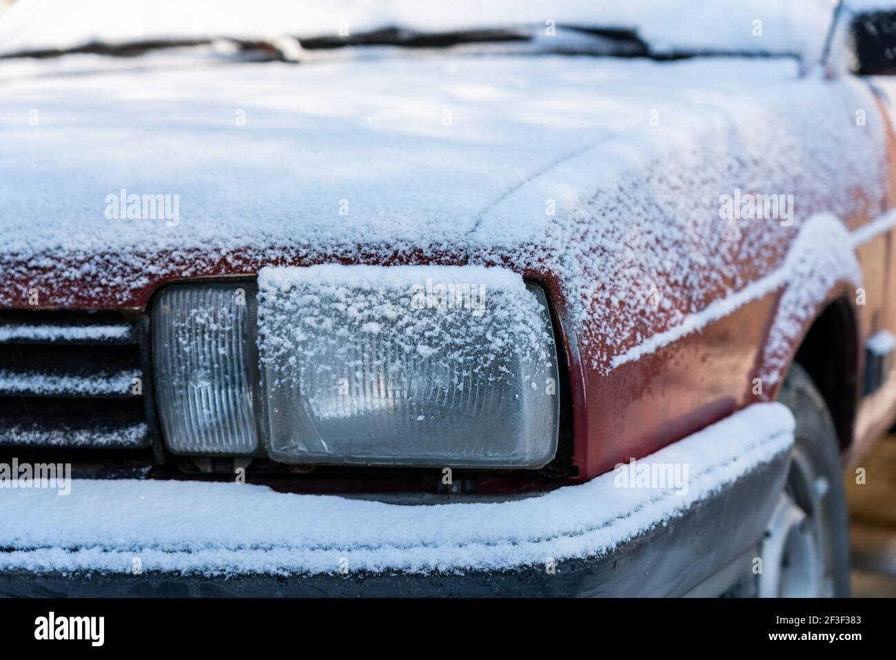 Frosty scenes hi-res stock photography and images - Alamy
