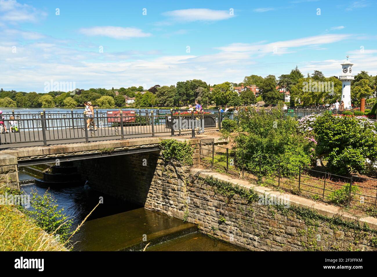Roath park landscape hi-res stock photography and images - Alamy