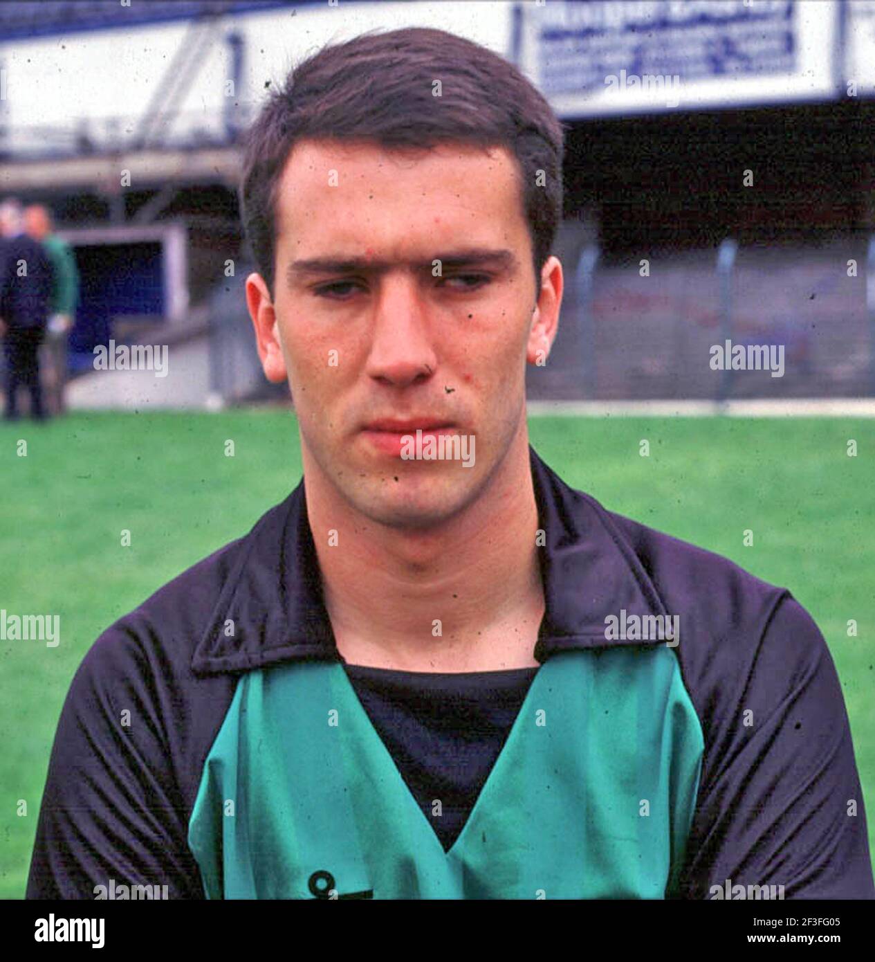 PORTSMOUTH F.C., POMPEY, ANDY GOSNEY PIC MIKE WALKER Stock Photo - Alamy