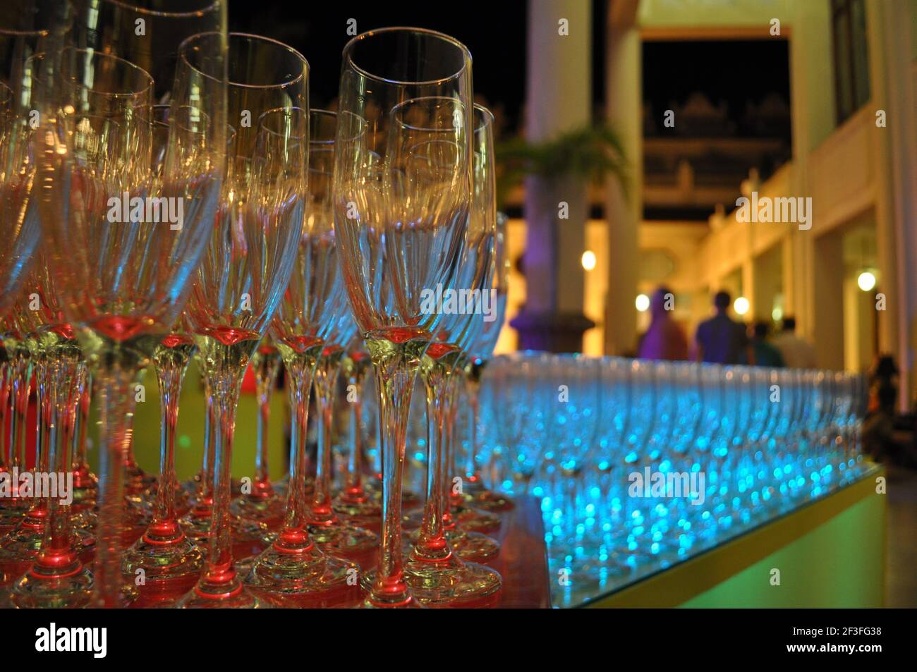 Fizz glasses hi-res stock photography and images - Alamy