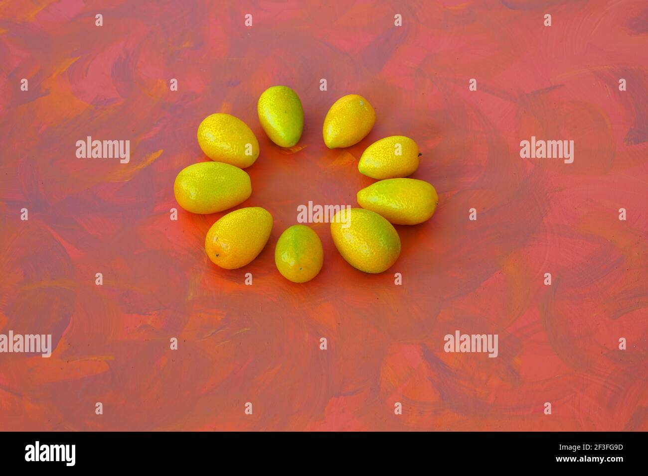 Ripe orange kumquat citrus fruit Stock Photo - Alamy