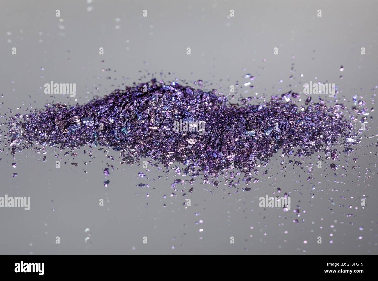 Potassium permanganate crystals hi-res stock photography and images - Alamy