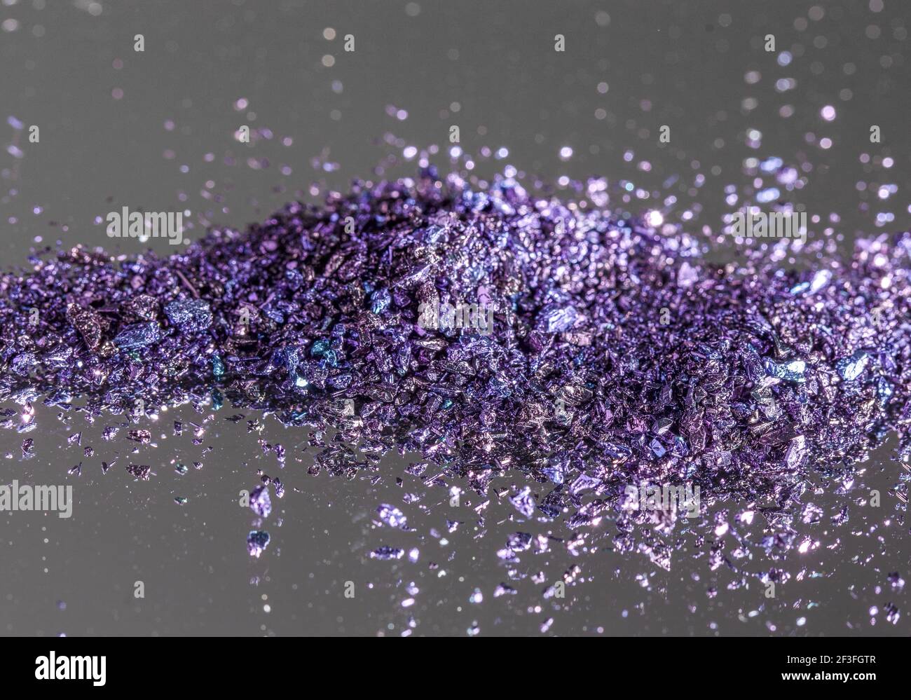 Potassium permanganate crystal hi-res stock photography and images - Alamy