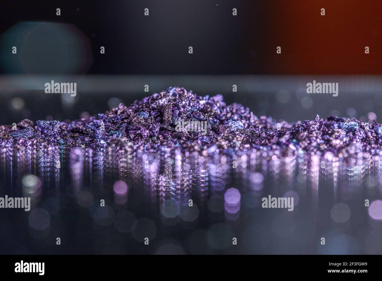 Potassium permanganate crystal hi-res stock photography and images - Alamy