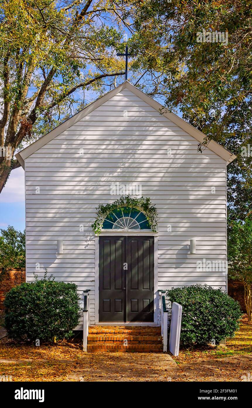 College campus students usa 2021 hi-res stock photography and images ...