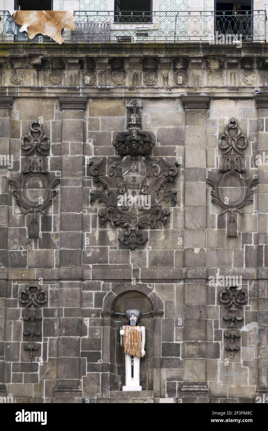 A vertical shot of a gothic building facade with sculptures Stock Photo ...