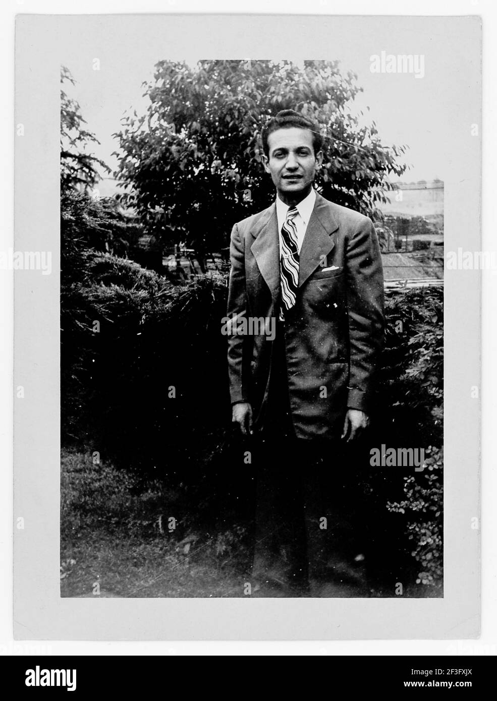 1940s man suit hi-res stock photography and images - Alamy