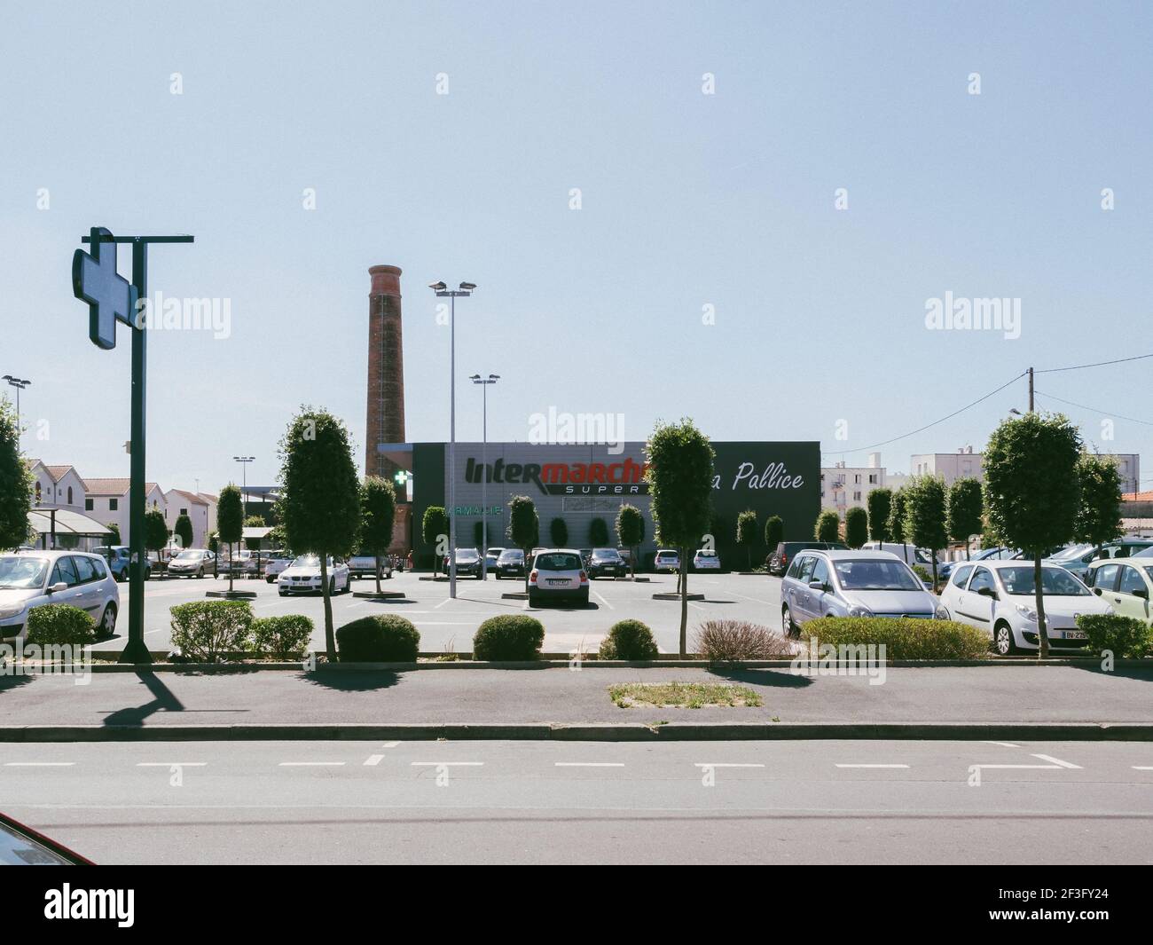 21 Rue Eugene Dor in La Rochelle with large new InterMarche La Pallice ...