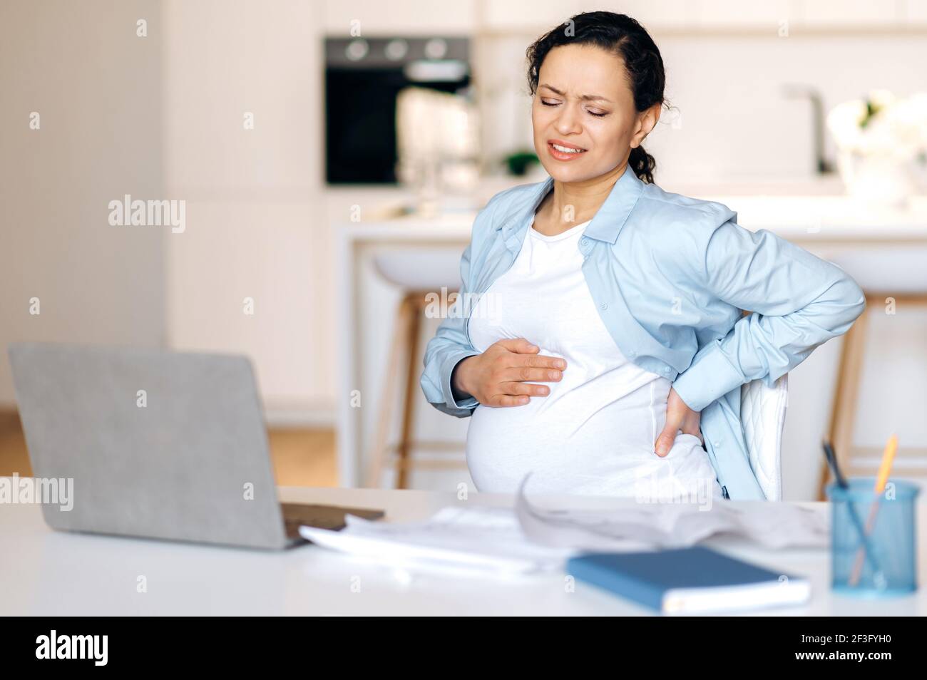 Sedentary work hi-res stock photography and images - Alamy