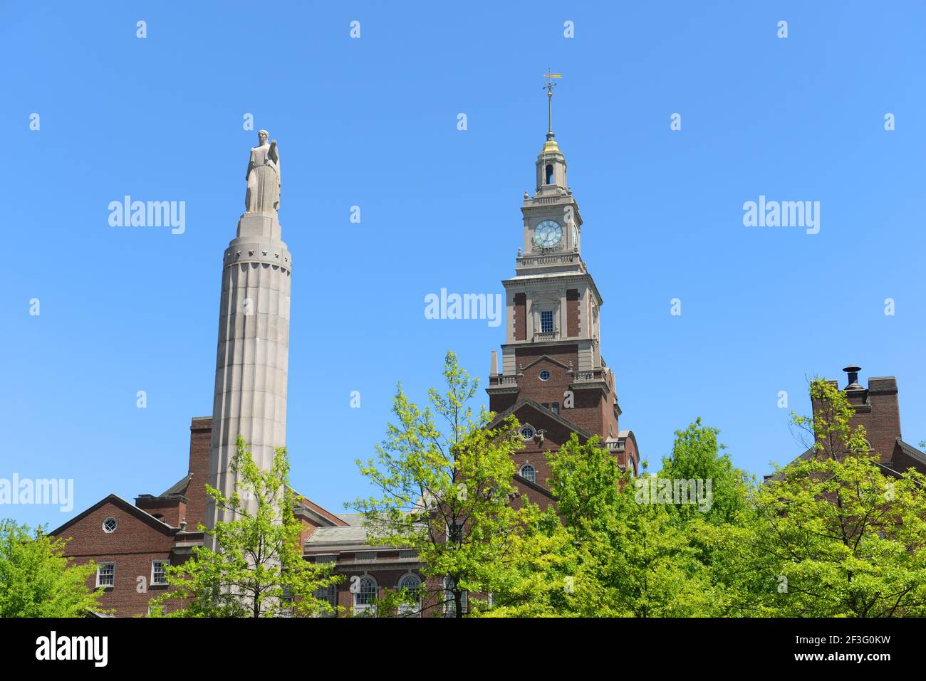 Providence County Courthouse Building and World War I Memorial ...