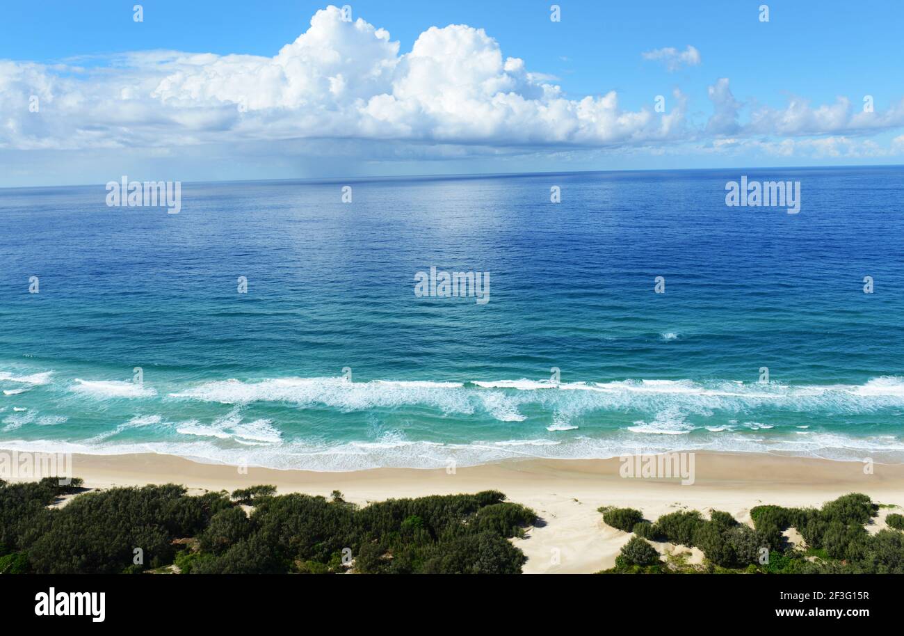 North stradbroke island aerial hi-res stock photography and images - Alamy
