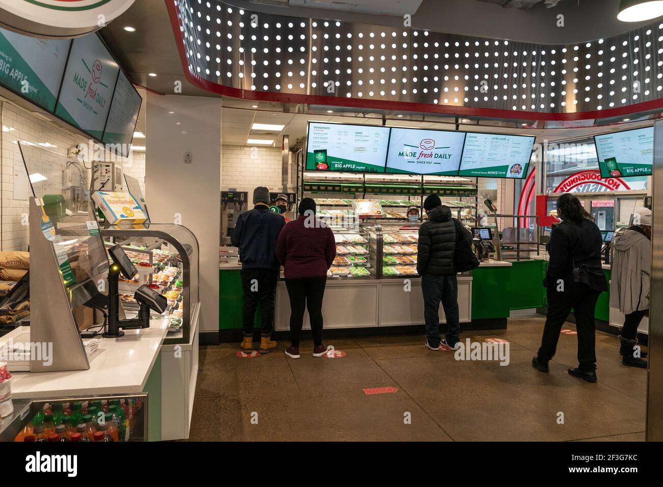 New York, United States. 16th Mar, 2021. Krispy Kreme flagship store on ...