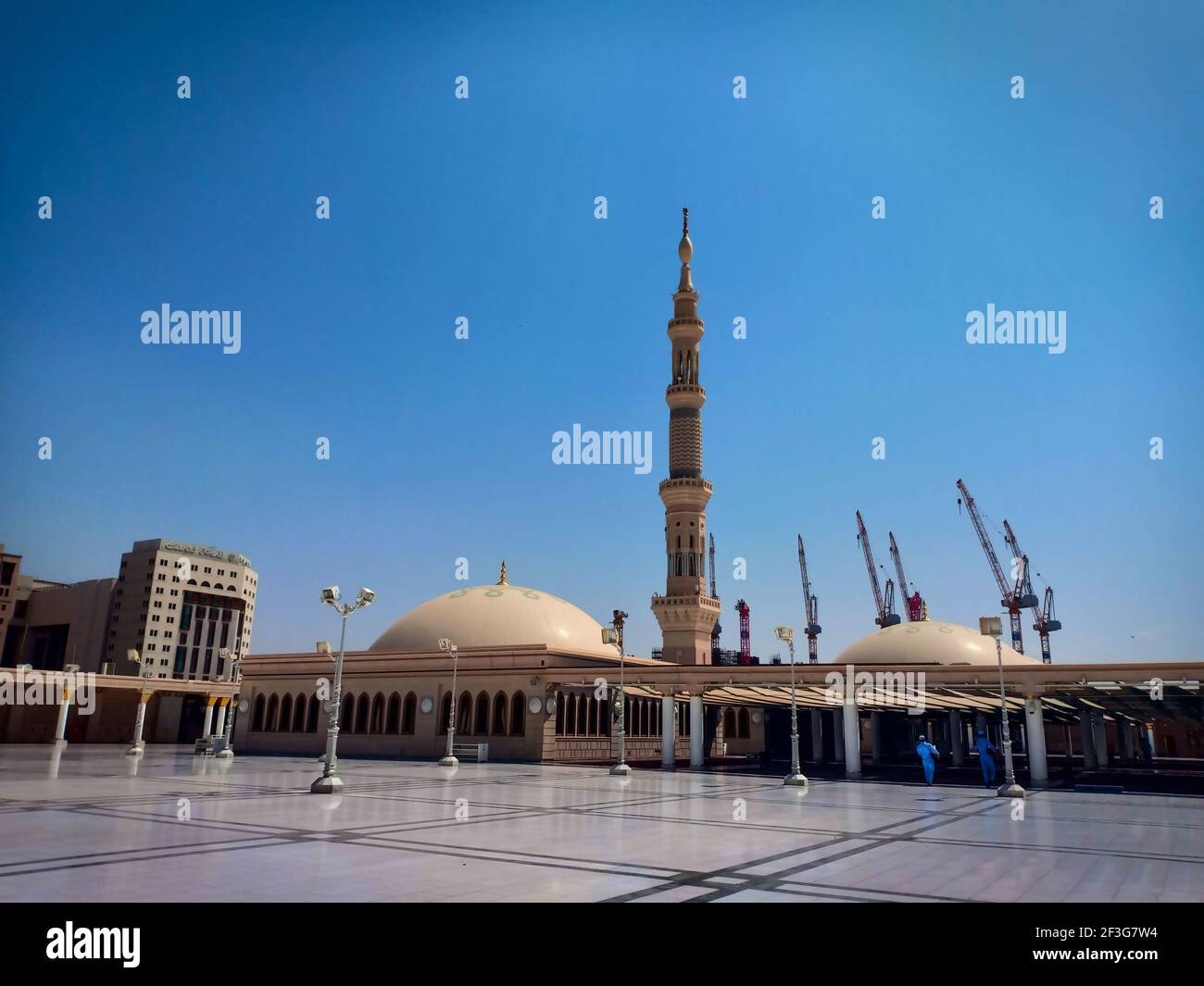 mosque of the prophet muhammad in madina, Saudi arabia Stock Photo - Alamy