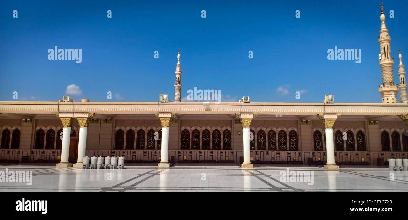 mosque of the prophet muhammad in madina, Saudi arabia Stock Photo - Alamy