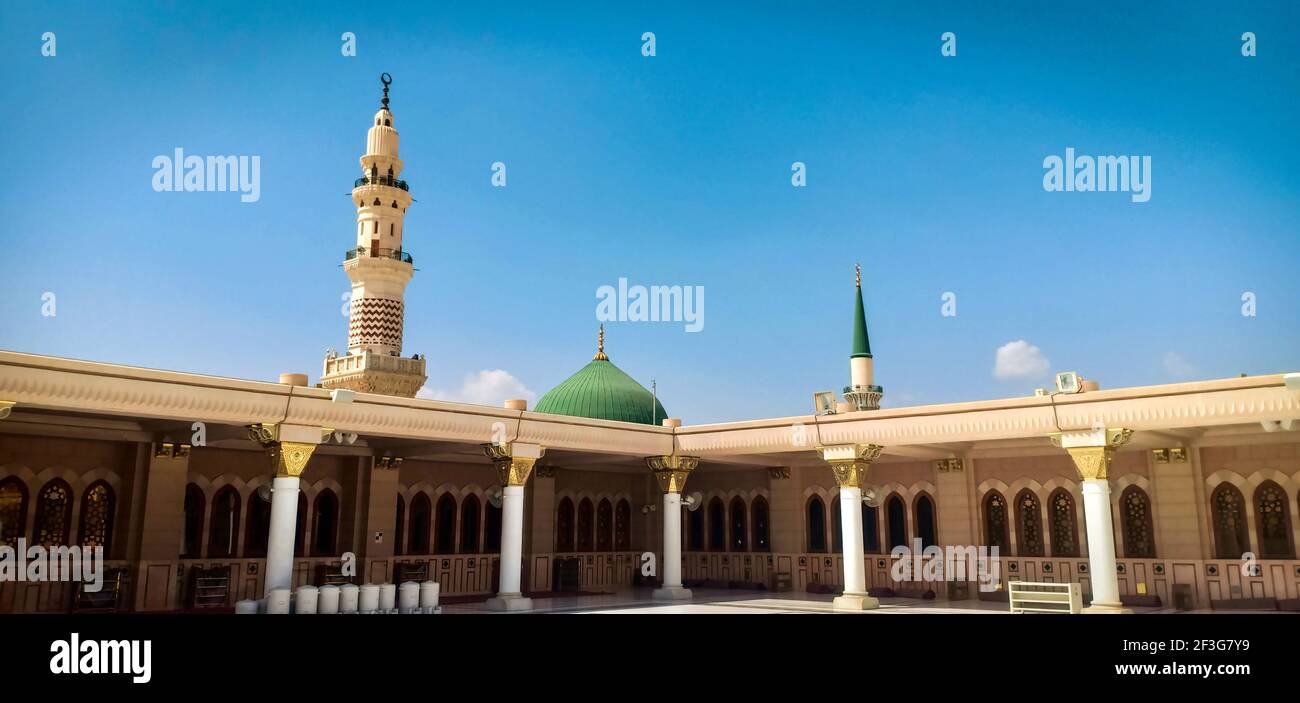 mosque of the prophet muhammad in madina, Saudi arabia Stock Photo - Alamy