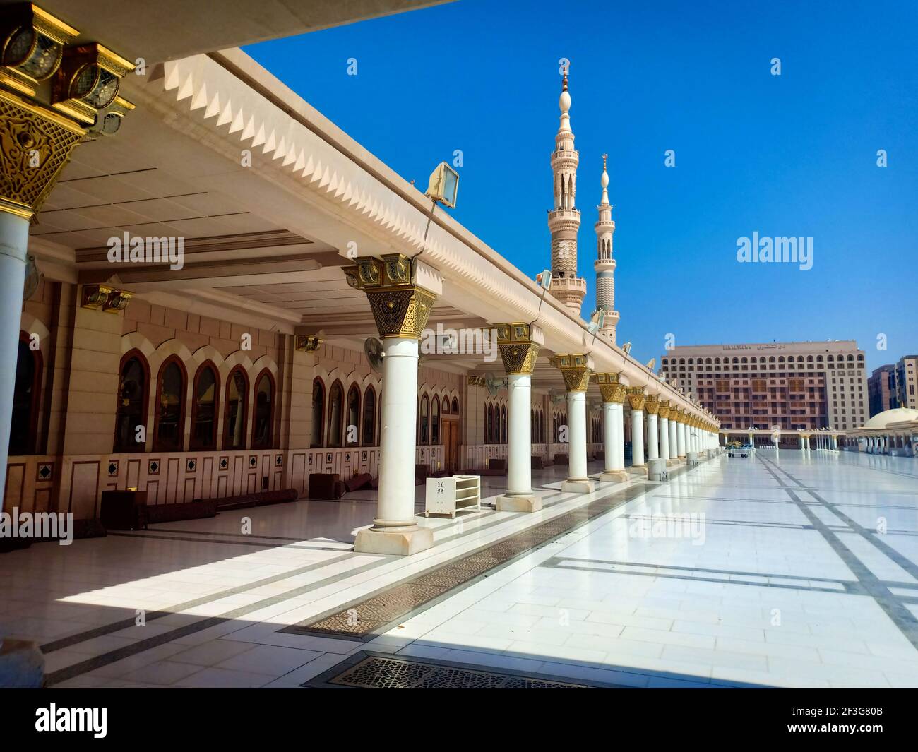 mosque of the prophet muhammad in madina, Saudi arabia Stock Photo - Alamy