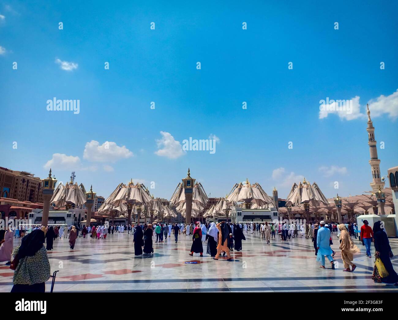 mosque of the prophet muhammad in madina, Saudi arabia Stock Photo - Alamy