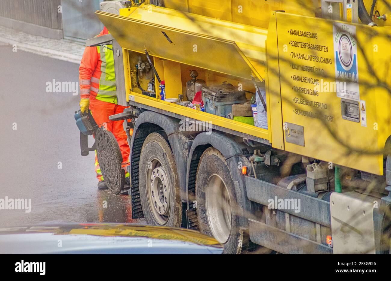 Drainage cleaning hi-res stock photography and images - Alamy