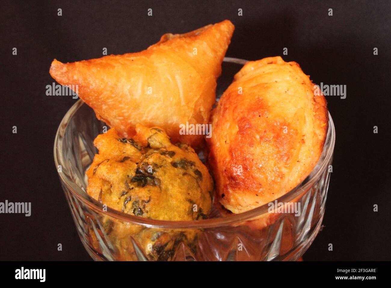 Indian street food trinidad hi-res stock photography and images - Alamy