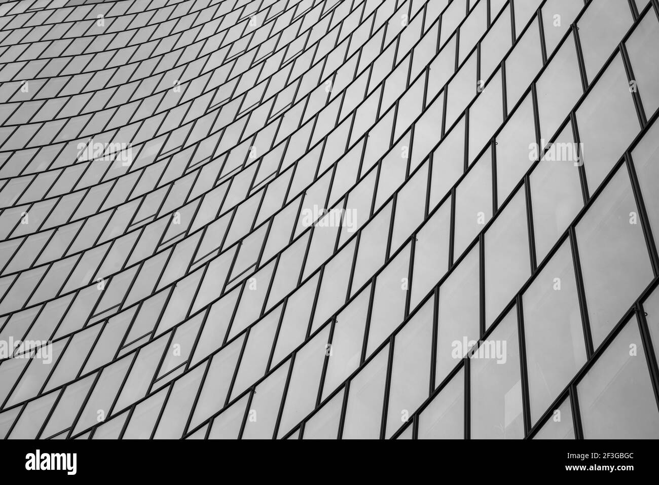 Curved skyscraper building Black and White Stock Photos & Images - Alamy