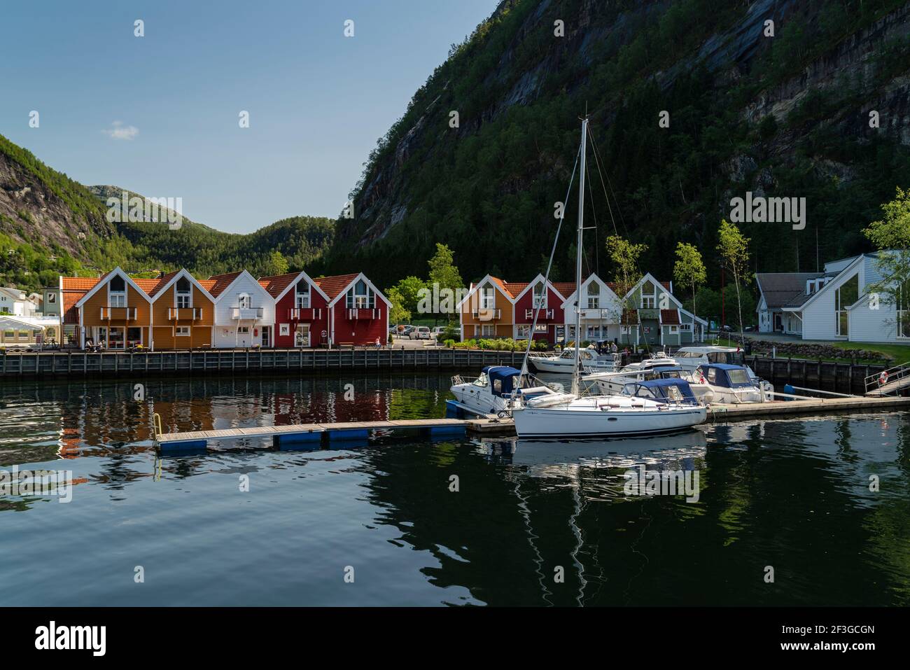 Explore sailing hi-res stock photography and images - Alamy