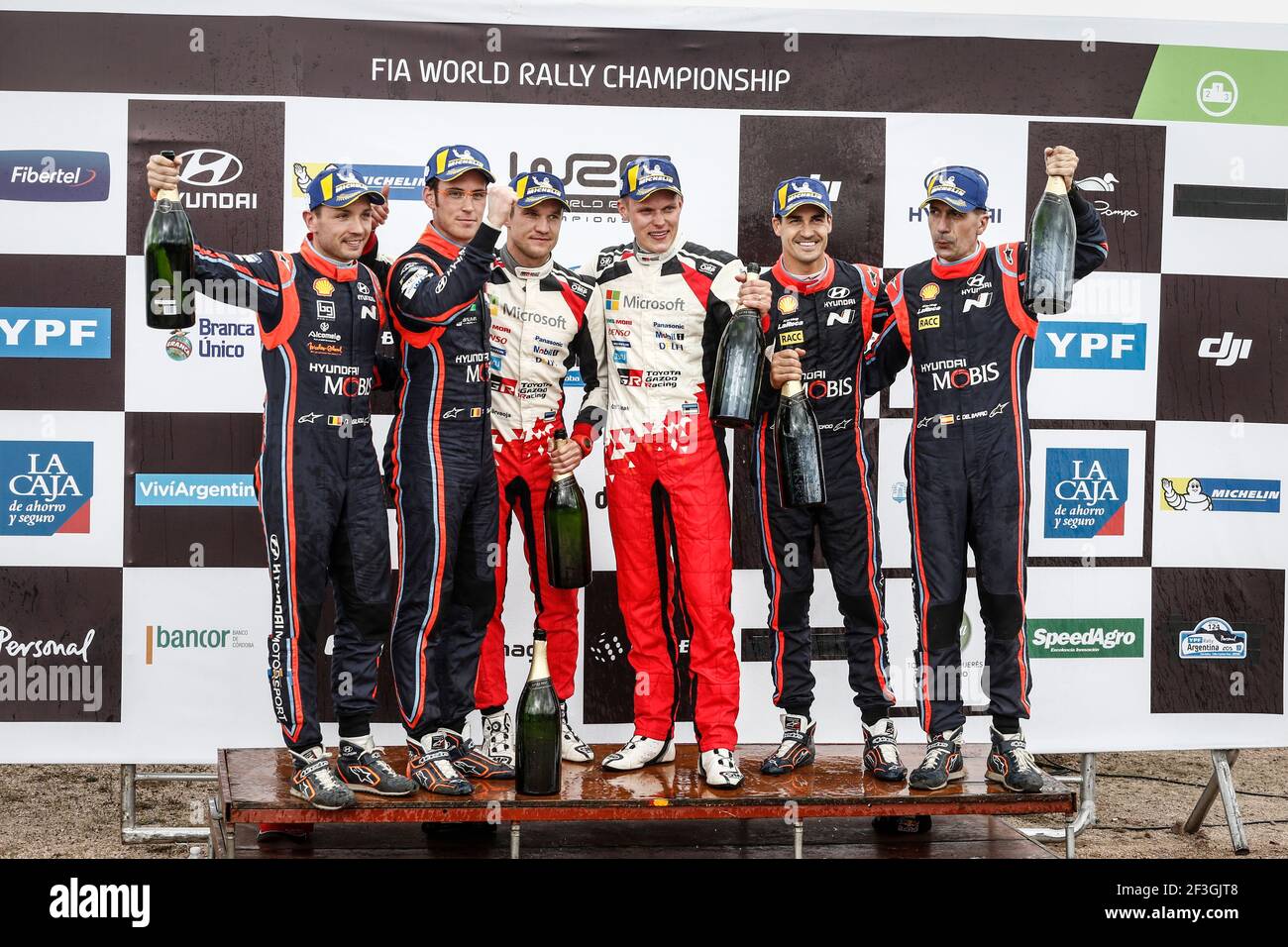 05 NEUVILLE Thierry (BEL), GILSOUL Nicolas (BEL), HYUNDAI i20 WRC ...