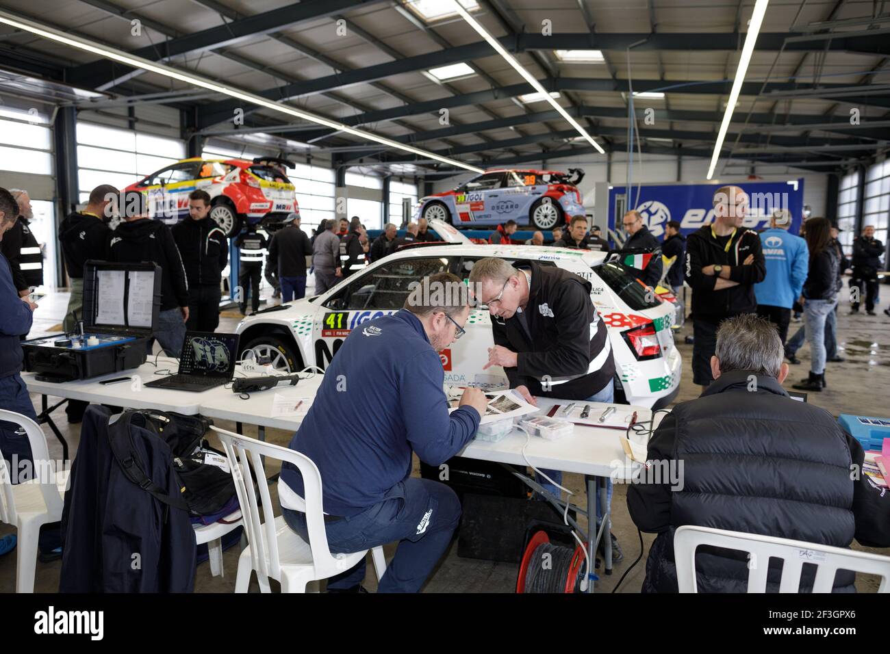 control technique , Technical control, vérifications, scrutineering ...