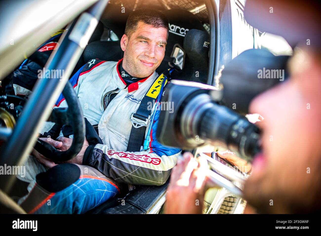 Sysinfo hi-res stock photography and images - Alamy