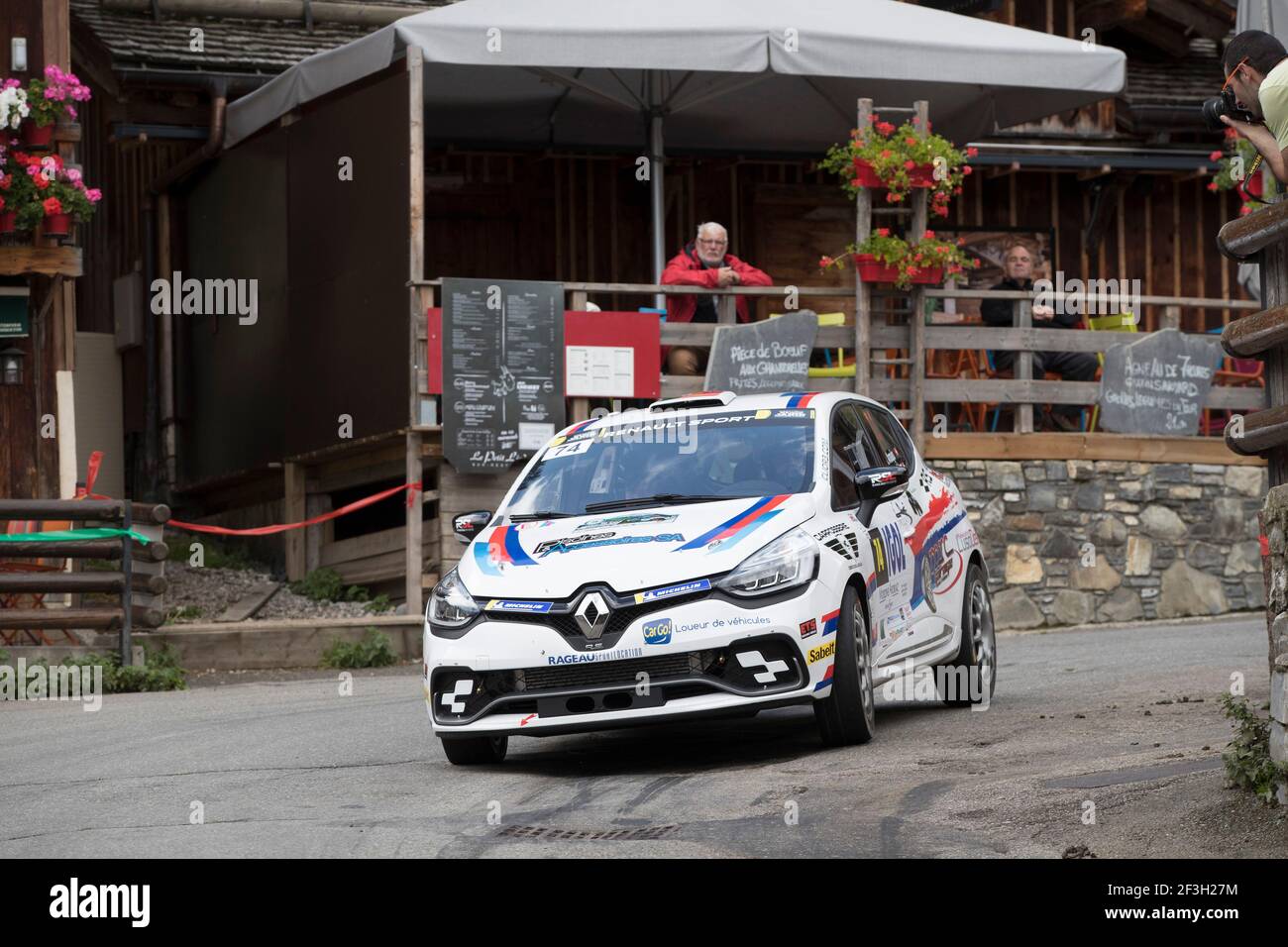 74 ARAUJO Ricardo, ZWAHLEN Audrey, (CHE) ARAUJO Ricardo, Renault Clio ...