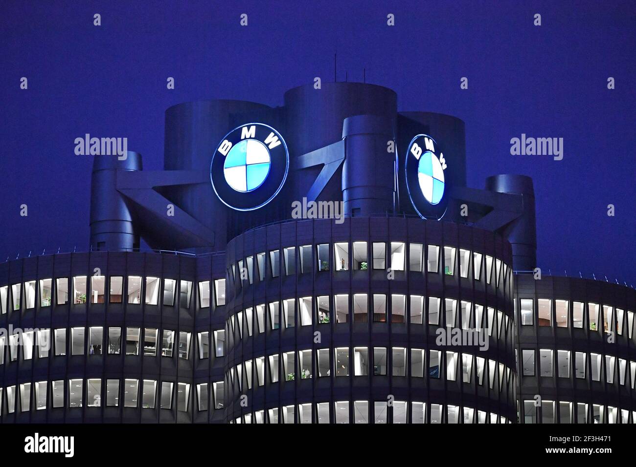 Bmw towers hi-res stock photography and images - Alamy