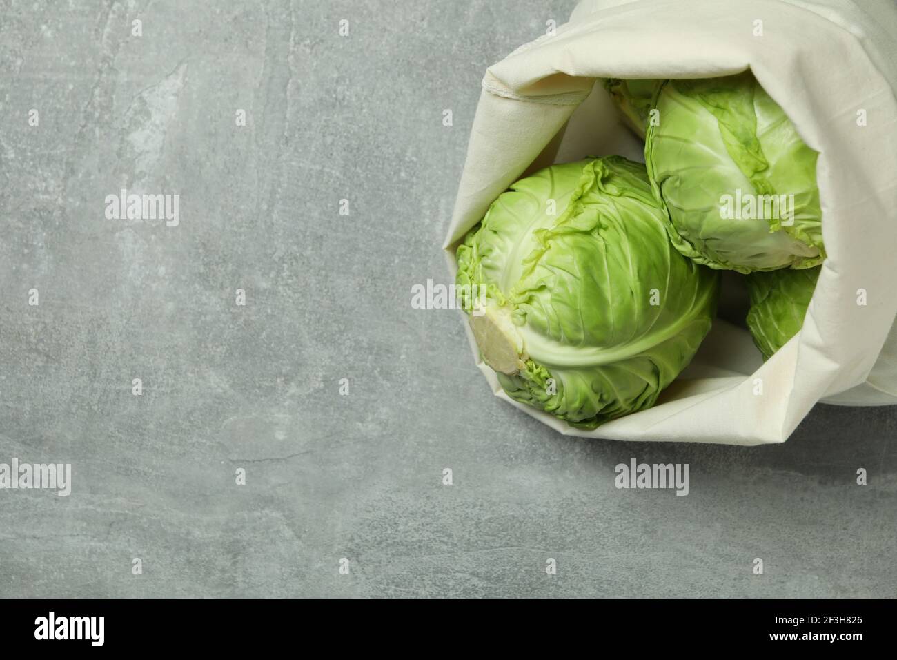 Bag white cabbage close hi-res stock photography and images - Alamy