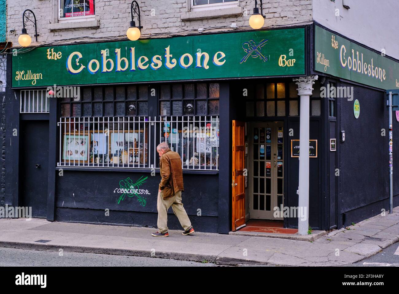 Smithfield pub hi-res stock photography and images - Alamy
