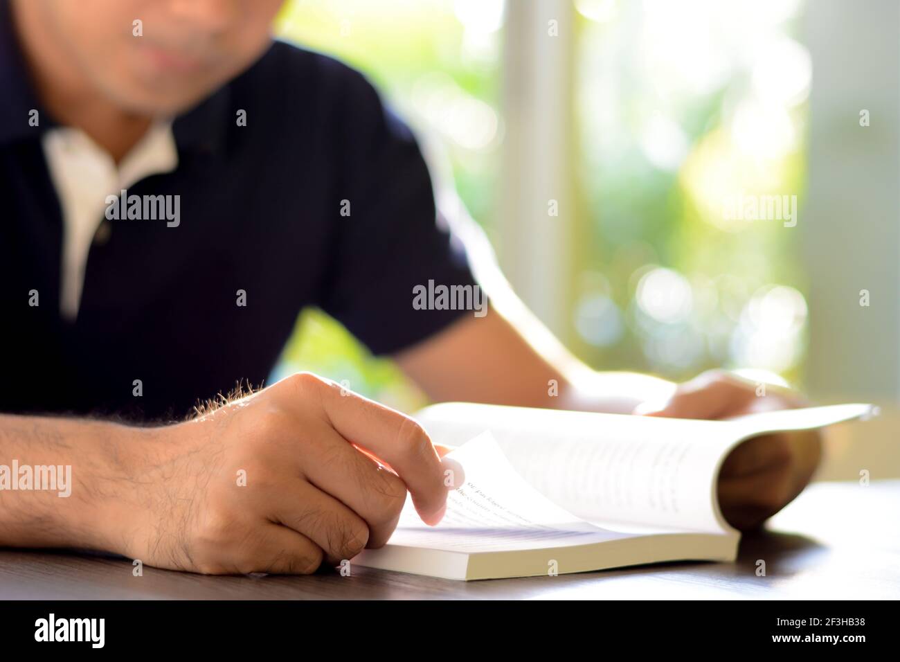 Exam table and man hi-res stock photography and images - Alamy
