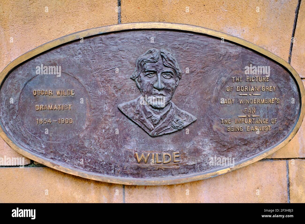 Republic of Ireland; Dublin, famous irish writer memorial in Garden of ...