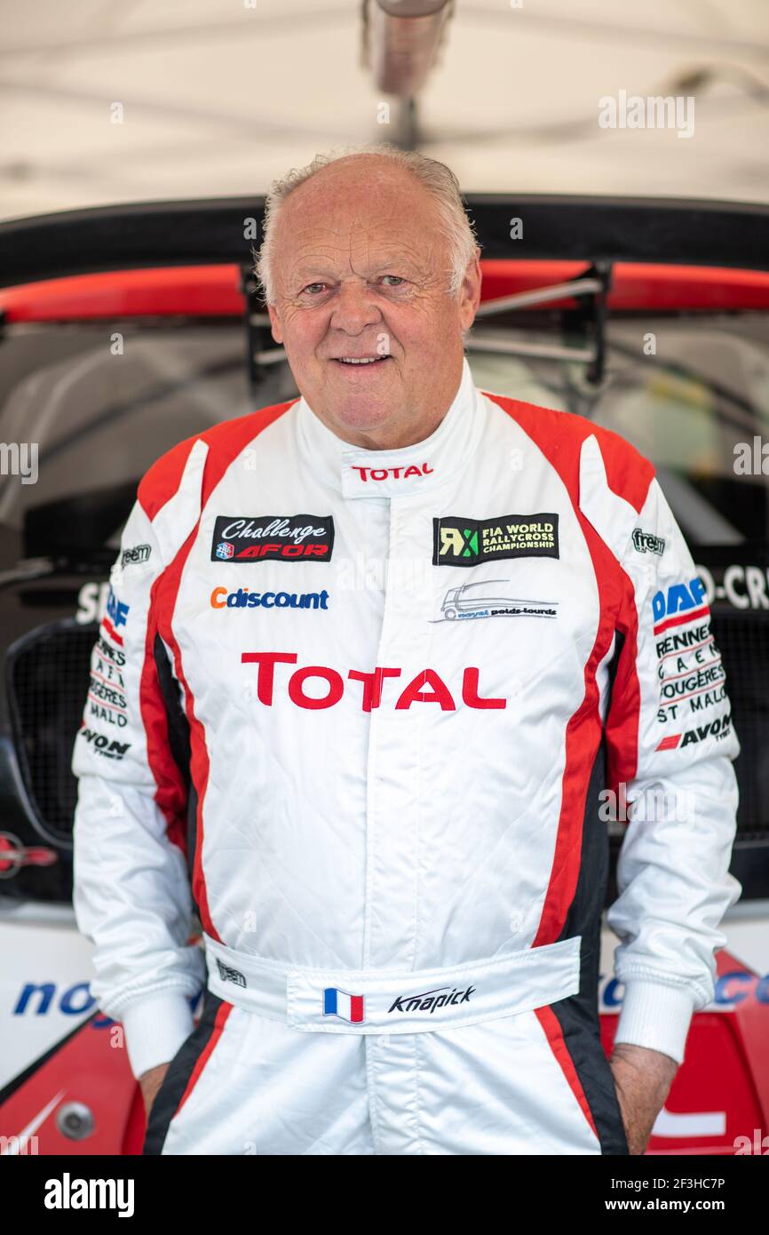 Knapick hi-res stock photography and images - Alamy