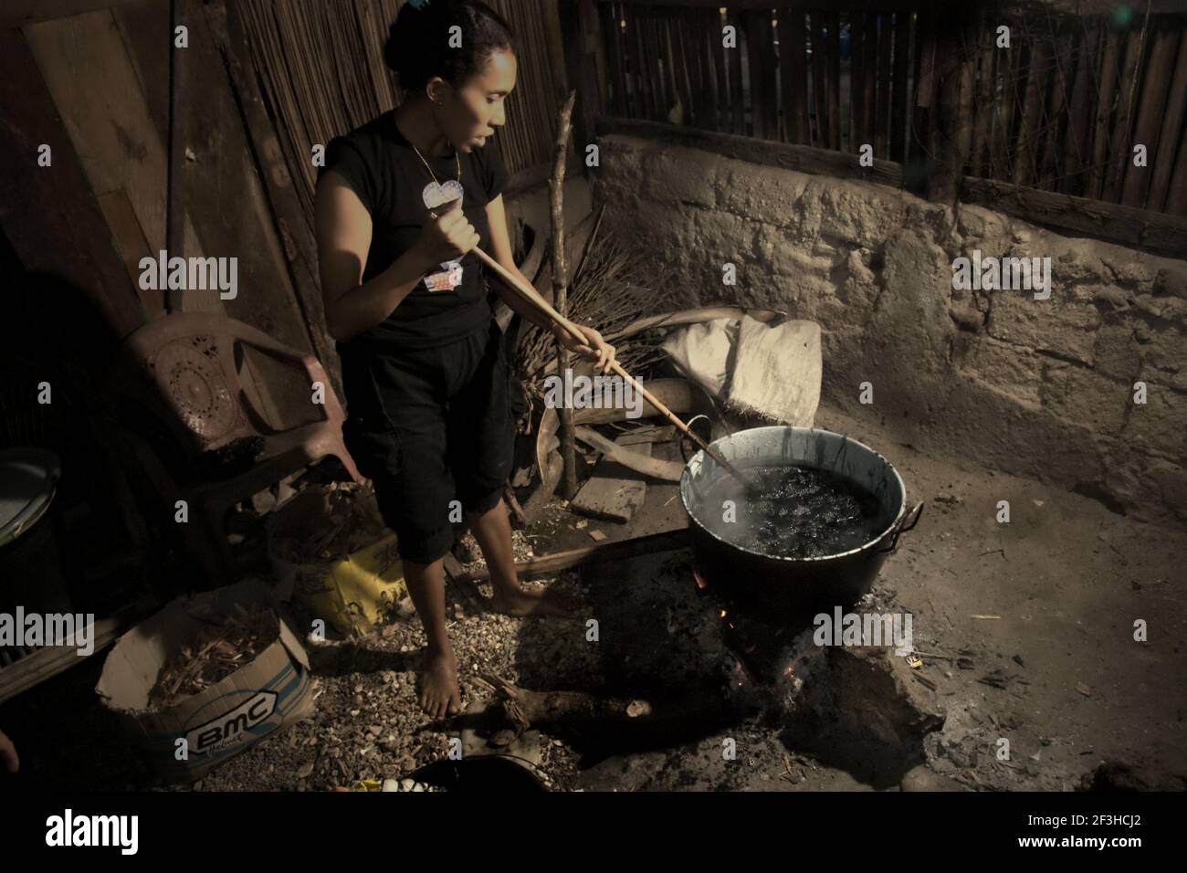 Woven textiles hi-res stock photography and images - Alamy