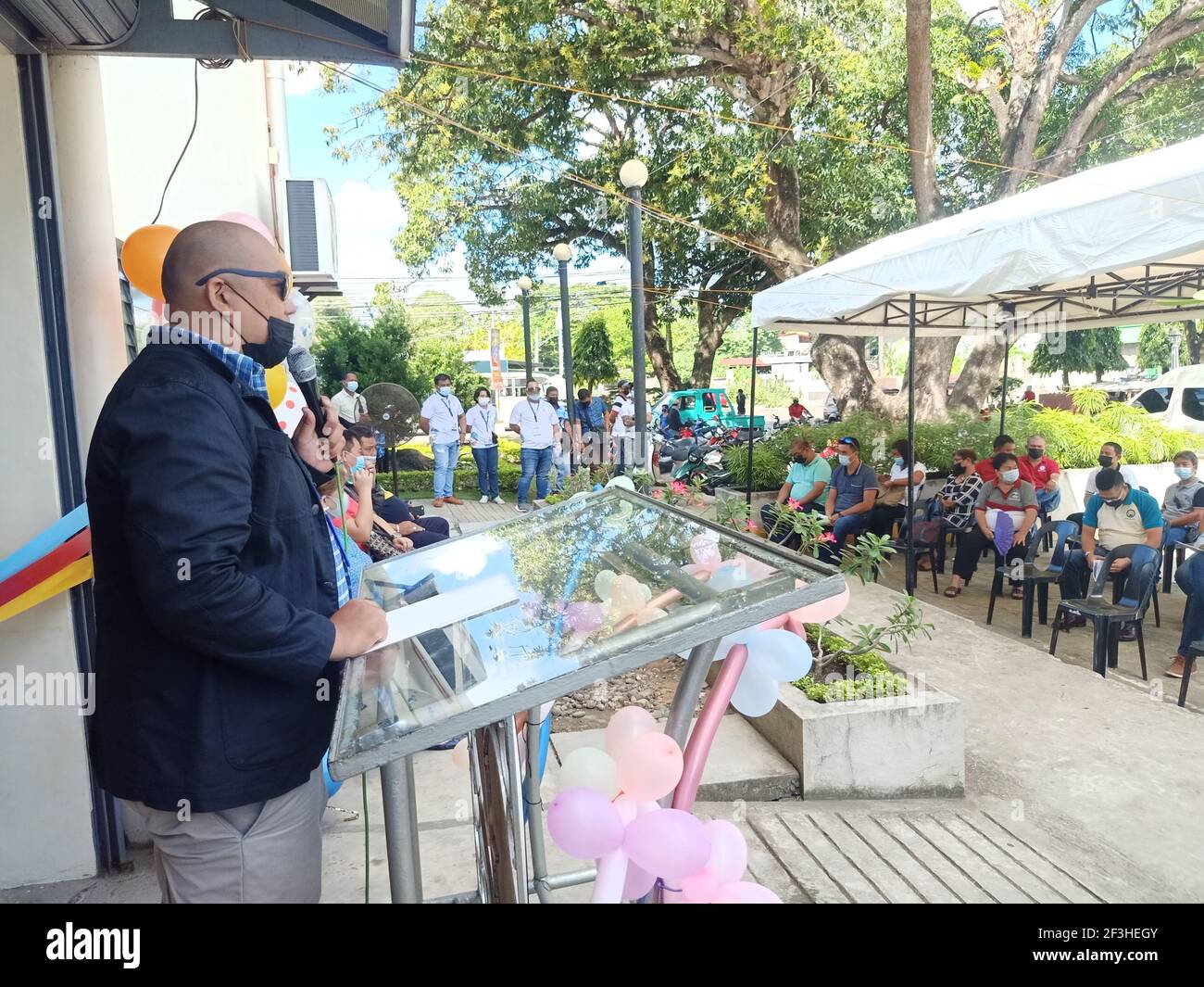 Philippine identification system hi-res stock photography and images ...