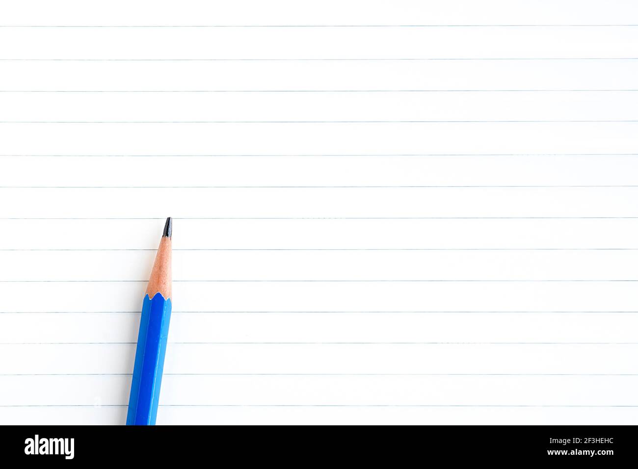 White paper notepad pencil hi-res stock photography and images - Alamy