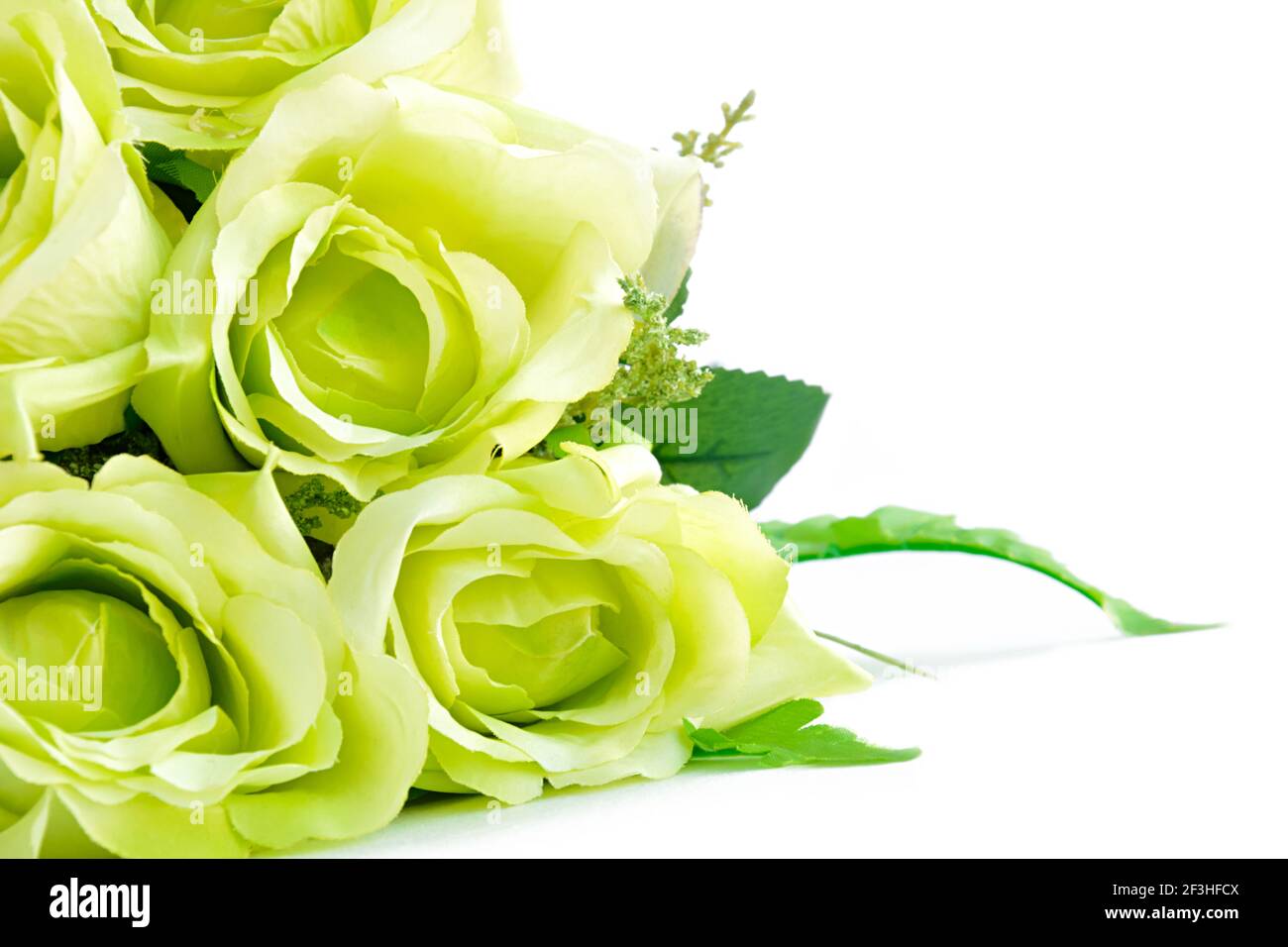 Green rose flower bouquet Stock Photo - Alamy