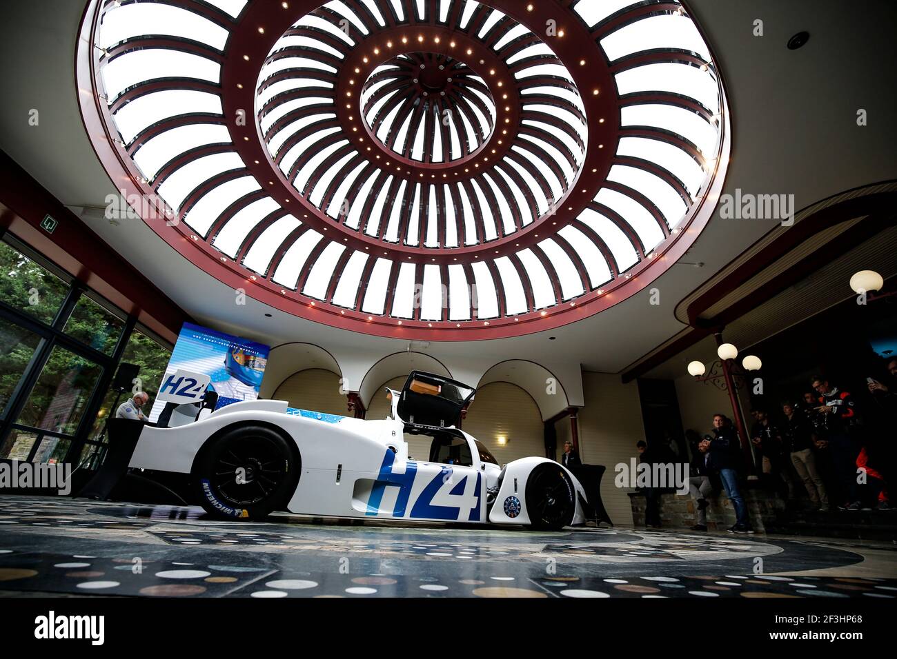 Mission h24 hi-res stock photography and images - Alamy