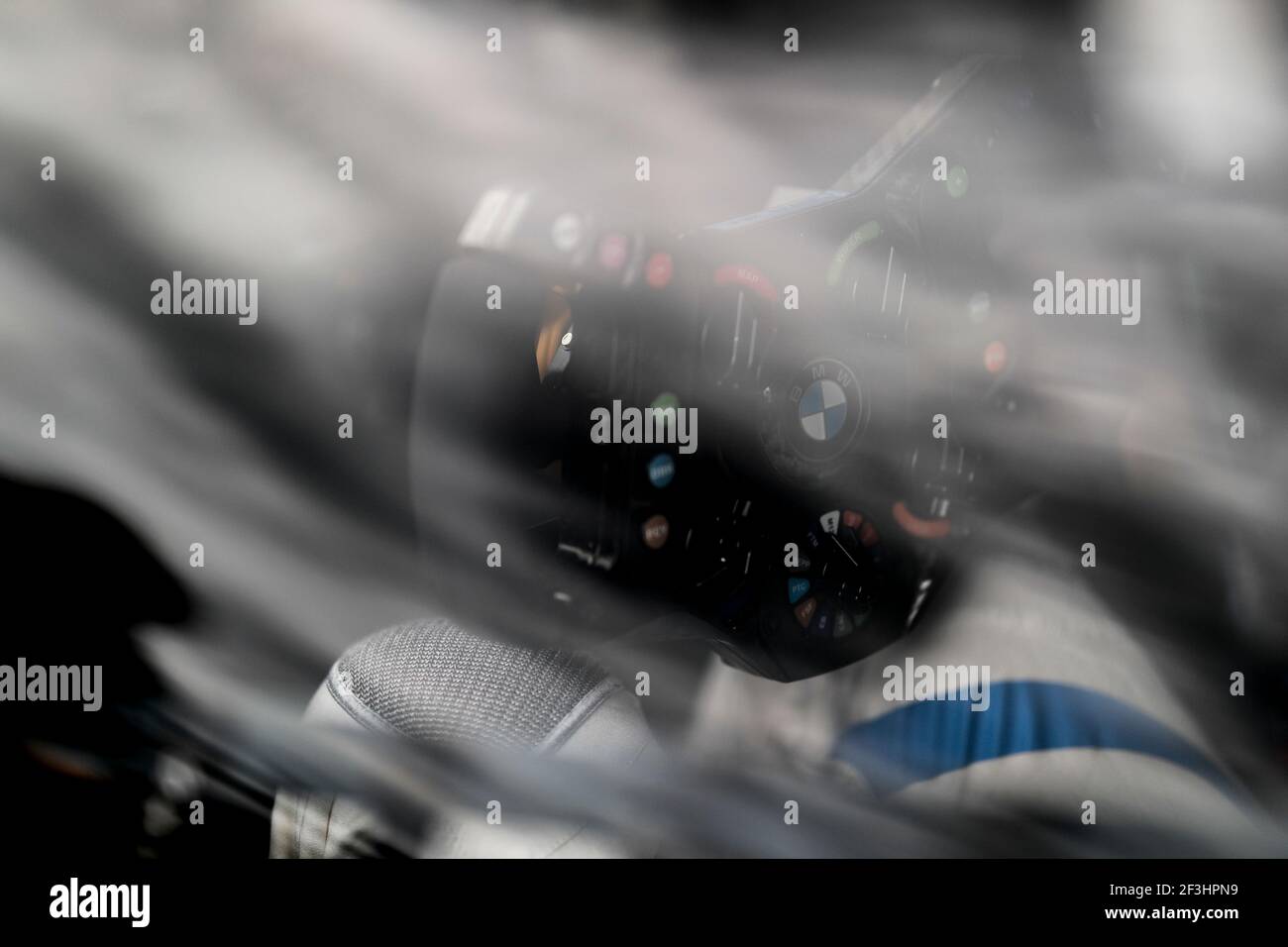 Volant bmw hi-res stock photography and images - Alamy
