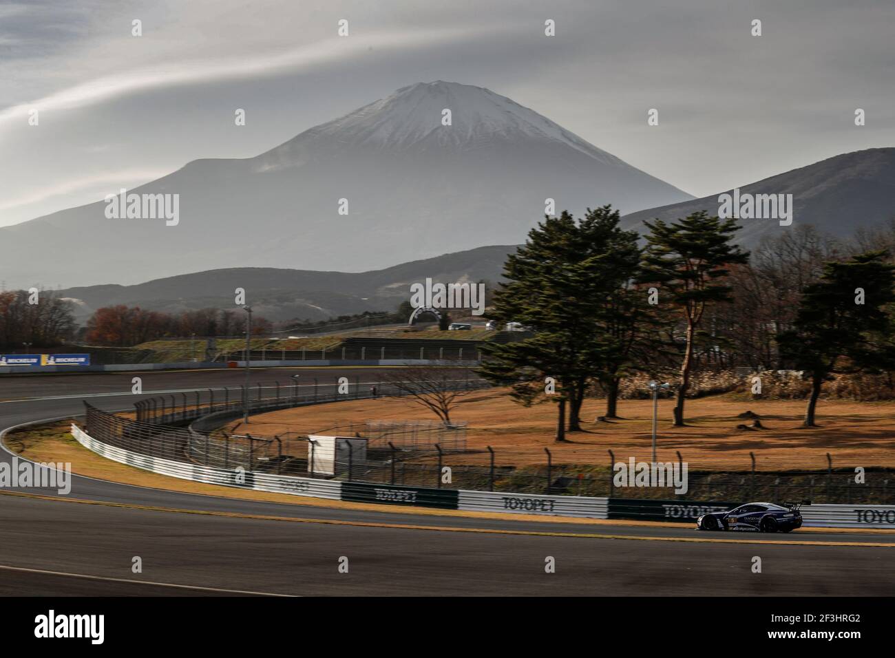 Johnny mowlem hi-res stock photography and images - Alamy