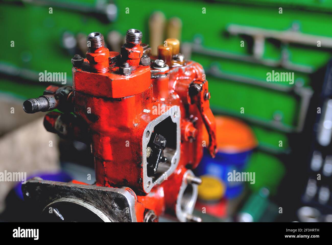 Diesel injection pump hi-res stock photography and images - Alamy
