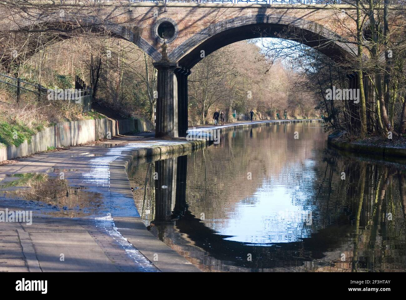 Macclesfield Bridge, aka 'Blow up Bridge', Regent's Canal, near Regent ...